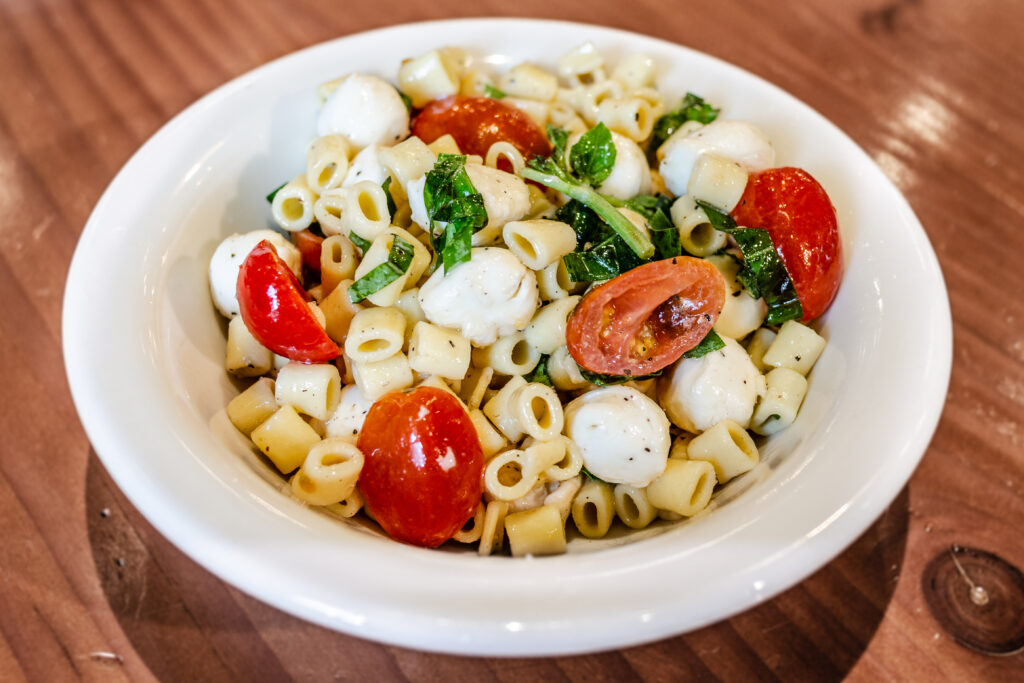 caprese-bowl - Elephants Delicatessen
