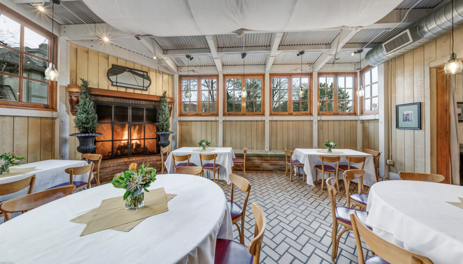 Locations - Elephants Delicatessen